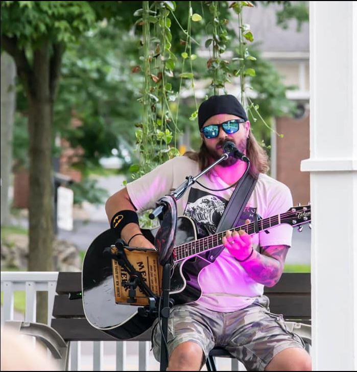 Jeremy James (Ampersand solo) | Sapalta